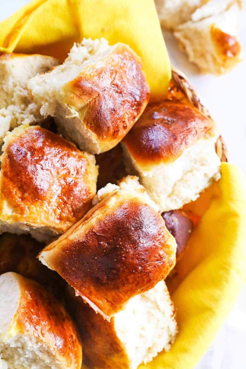 Sweet Soft Dinner Rolls Recipe - Fluffy perfection! - Pip and Ebby