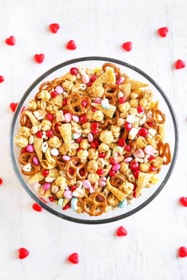 Valentine Snack Mix - Festive snack for Feb parties! - Pip and Ebby