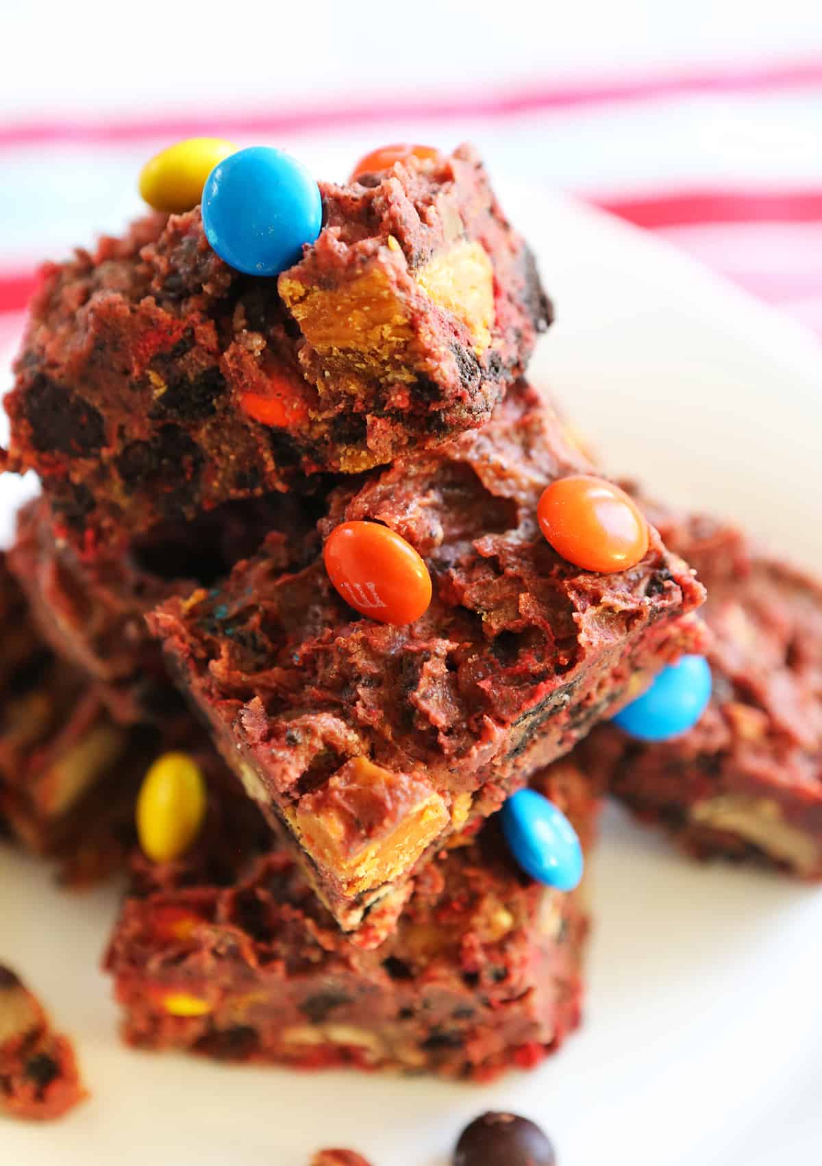 3 Ingredient No Bake Dessert - Use up Halloween candy! - Pip and Ebby