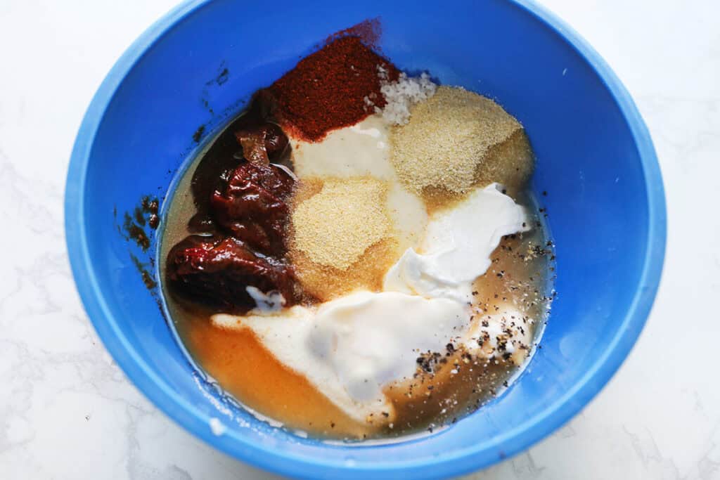 Subway Chipotle Sauce - Easy copycat recipe! - Pip and Ebby