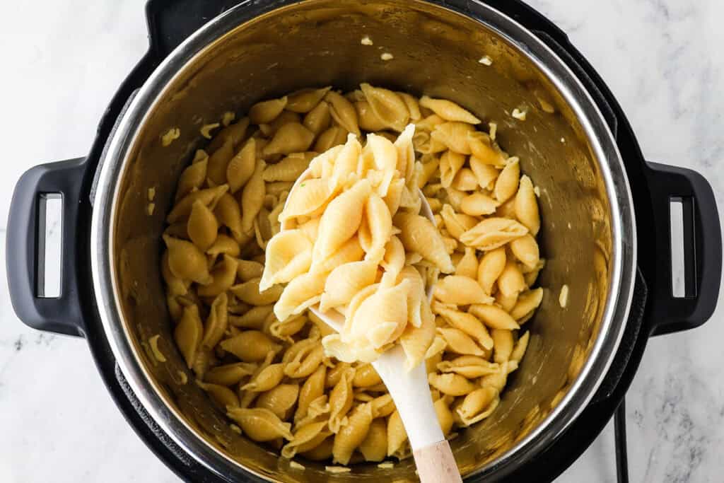 How to Cook Pasta in the Instant Pot - 2 methods! - Pip and Ebby
